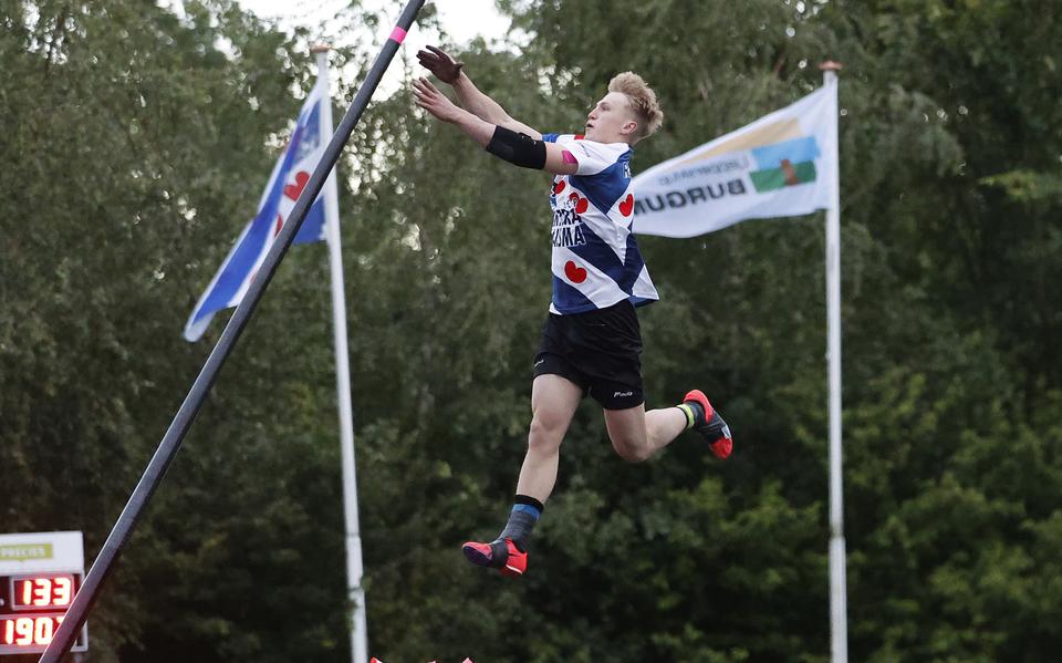 Hoe kan Germ Terpstra zo ver springen in het fierljeppen? - Leeuwarder ...