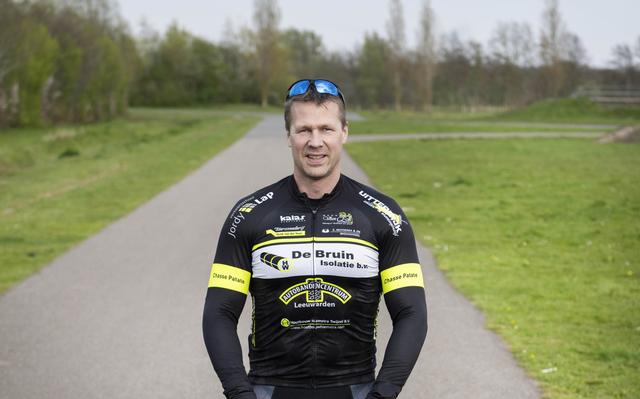 Dirk Jacob (43) uit De Westereen kreeg als eerste in Europa 3D ...