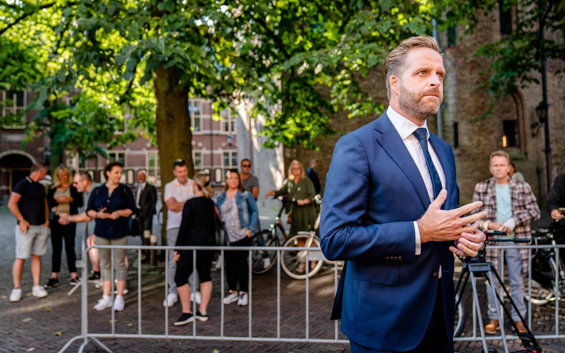 De Jonge: kabinet wil coronatoegangsbewijzen breder toepassen ... De Jonge: kabinet wil coronatoegangsbewijzen breder toepassen ...