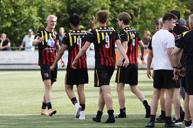 Acht goals, verlenging en een ongelofelijke vrije trap. Spektakelstuk ...
