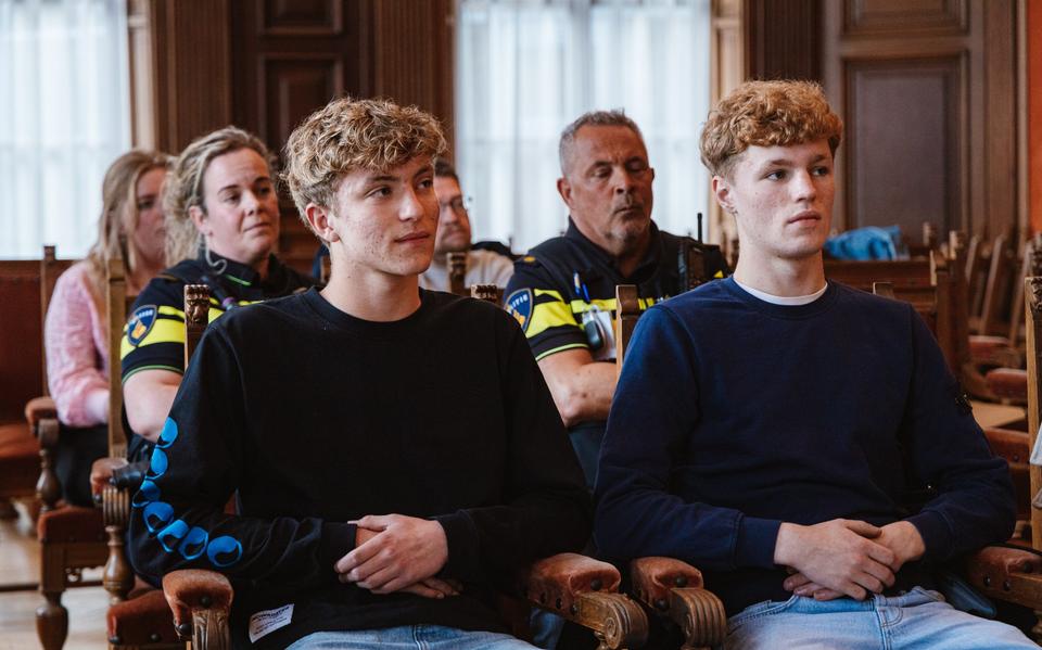 Jesse (17) redt man uit De Luts in Balk en krijgt zilveren medaille ...