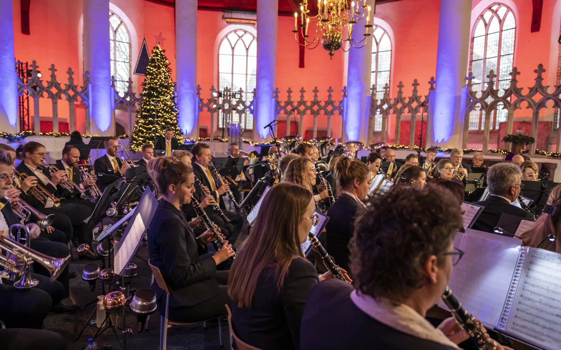 Advendo Franeker druk met voorbereiding voor kerstconcert Fryske Kryst ...